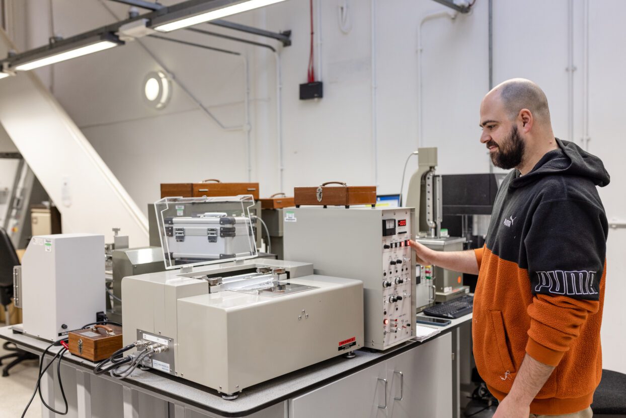 The University of Leeds’ new Textile Innovation and Sustainability BSc ...